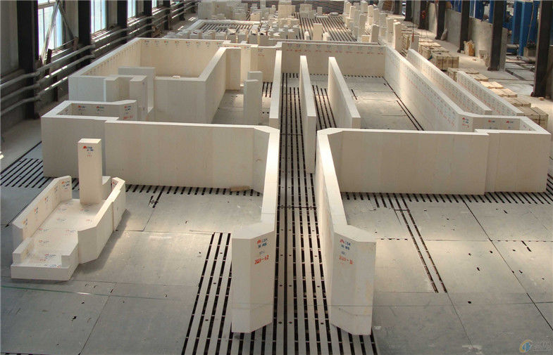 Fused Zircon Refractory Corundum Brick AZS-33 Of Industrial Kiln , High ...